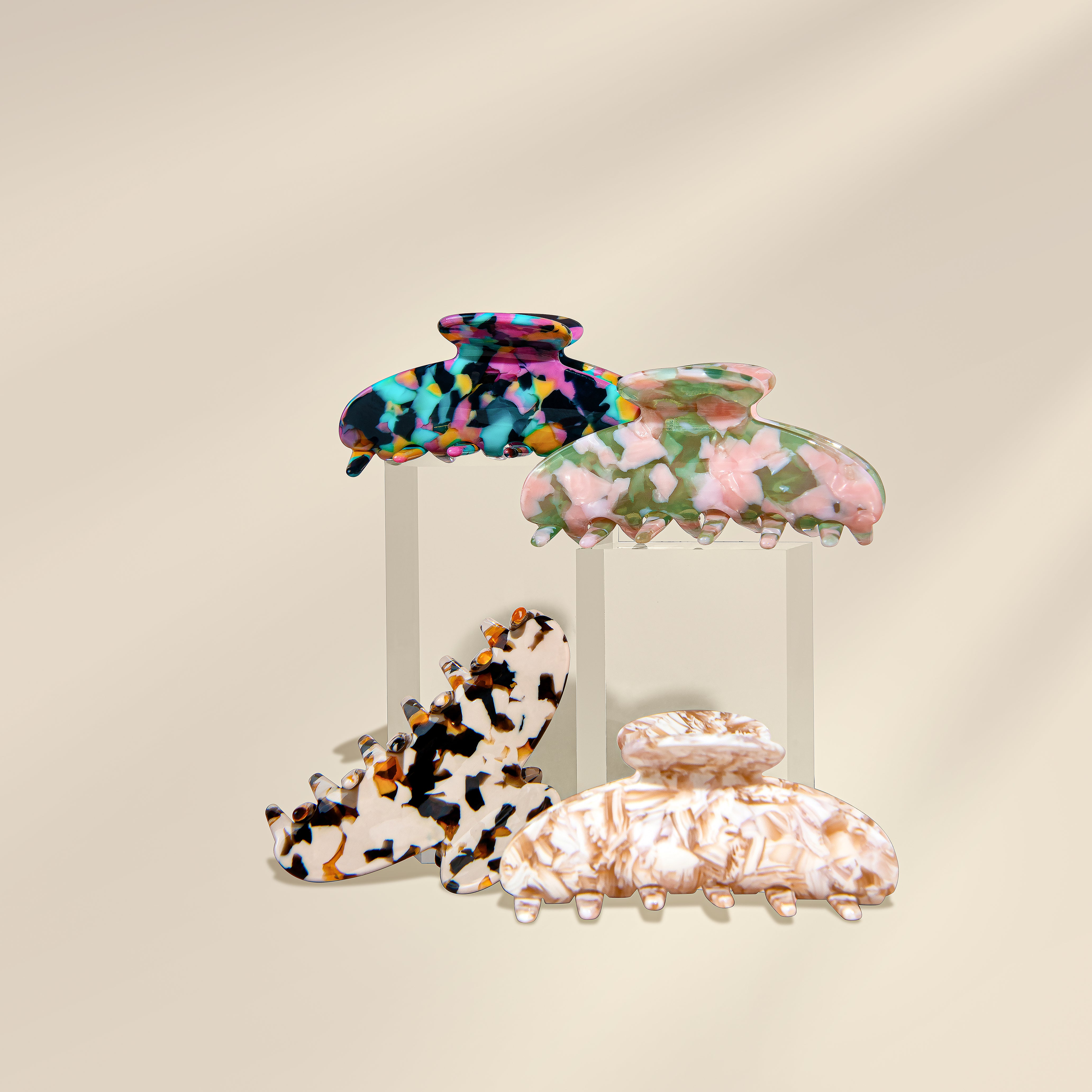 Signature Hair Claw – Freely Adorned